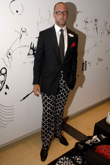 Chic Miami Socialites: Versatile Wardrobe de Rigueur