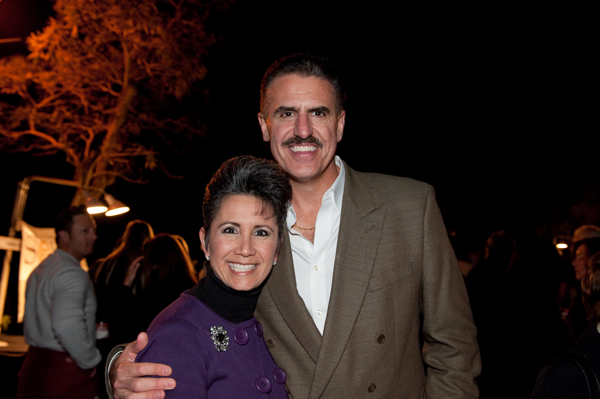 “Feast With The Beasts” Raises $300,000 for Zoo