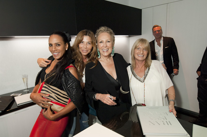 Iran Issa-Khan Book Signing: a Fabulous Success!